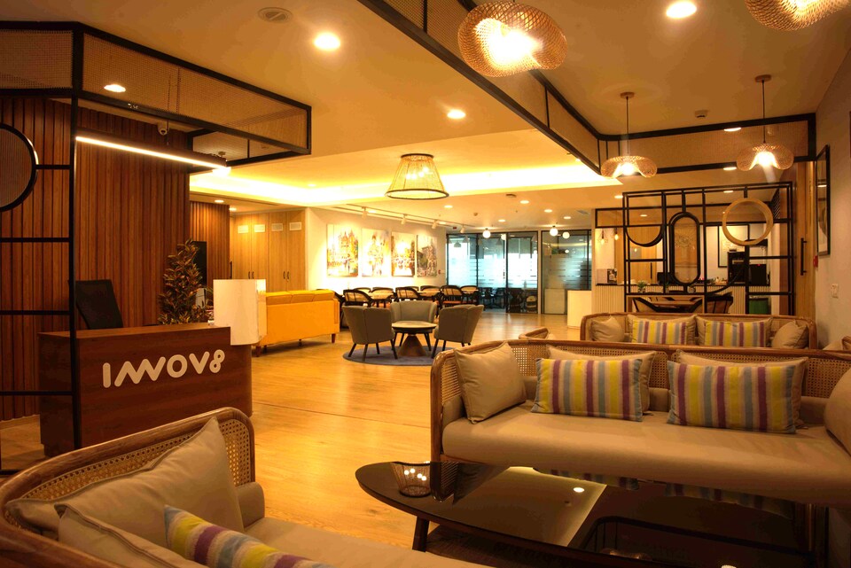 Coworking Space & Offices Space for rent in Parinee Crescanzo, BKC ...